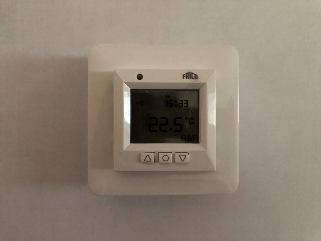 Frico TAP16R ELECTRONIC THERMOSTAT – Lone Star Supply